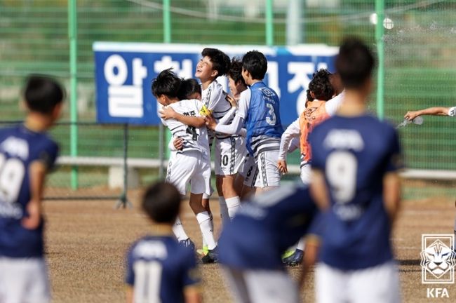 [꿈자람] ‘1그룹 우승’ 성남FC U-12 “우리도 할 수 있다”